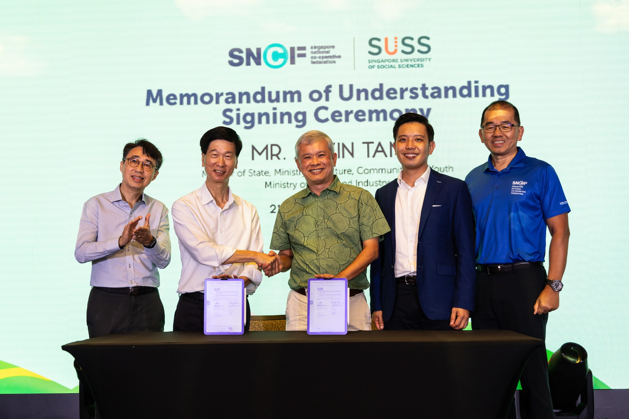 In Pictures: MOS Alvin Tan with the Singapore Co-operative Movement